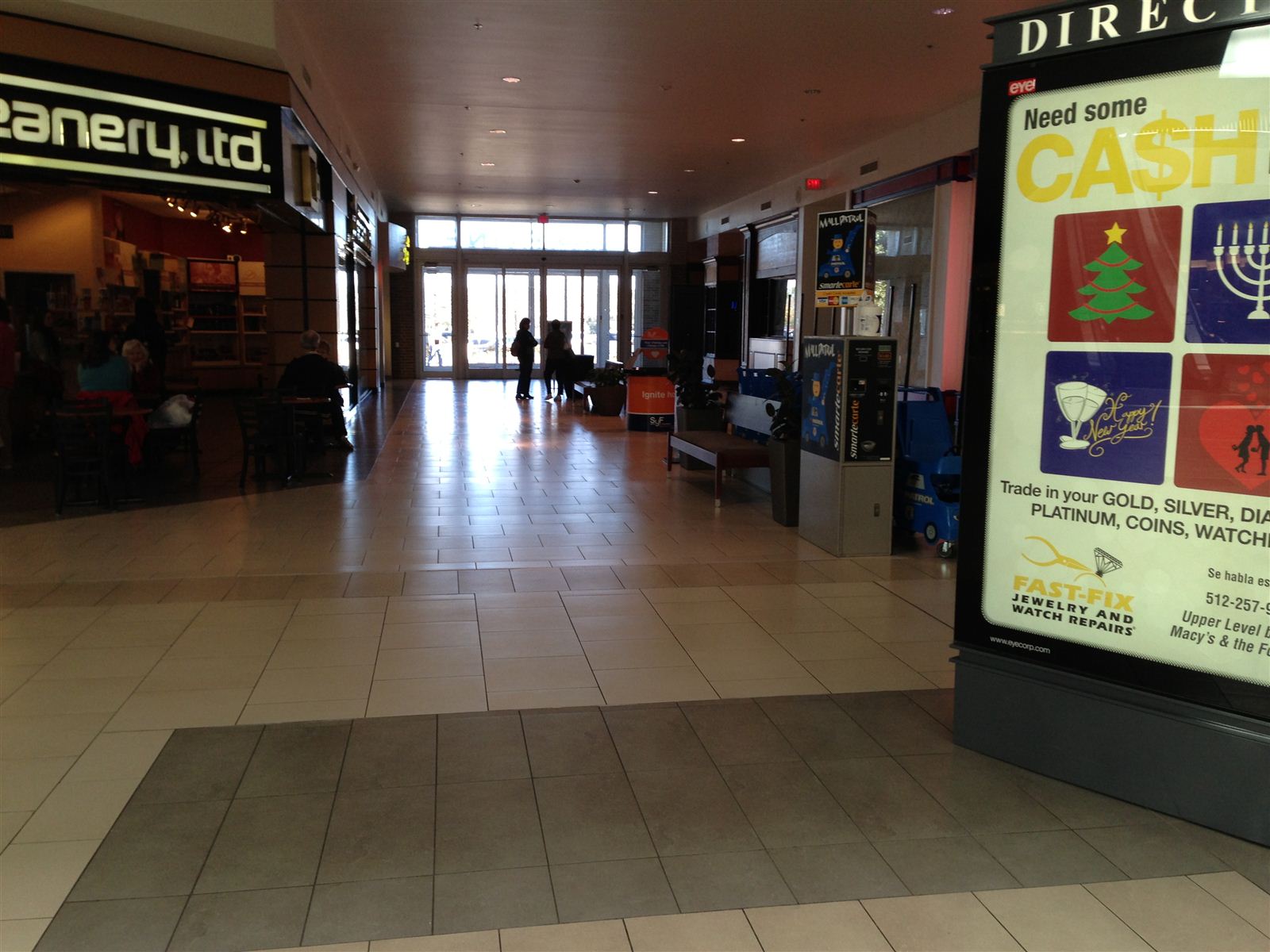 Locations Hub - Lakeline Mall